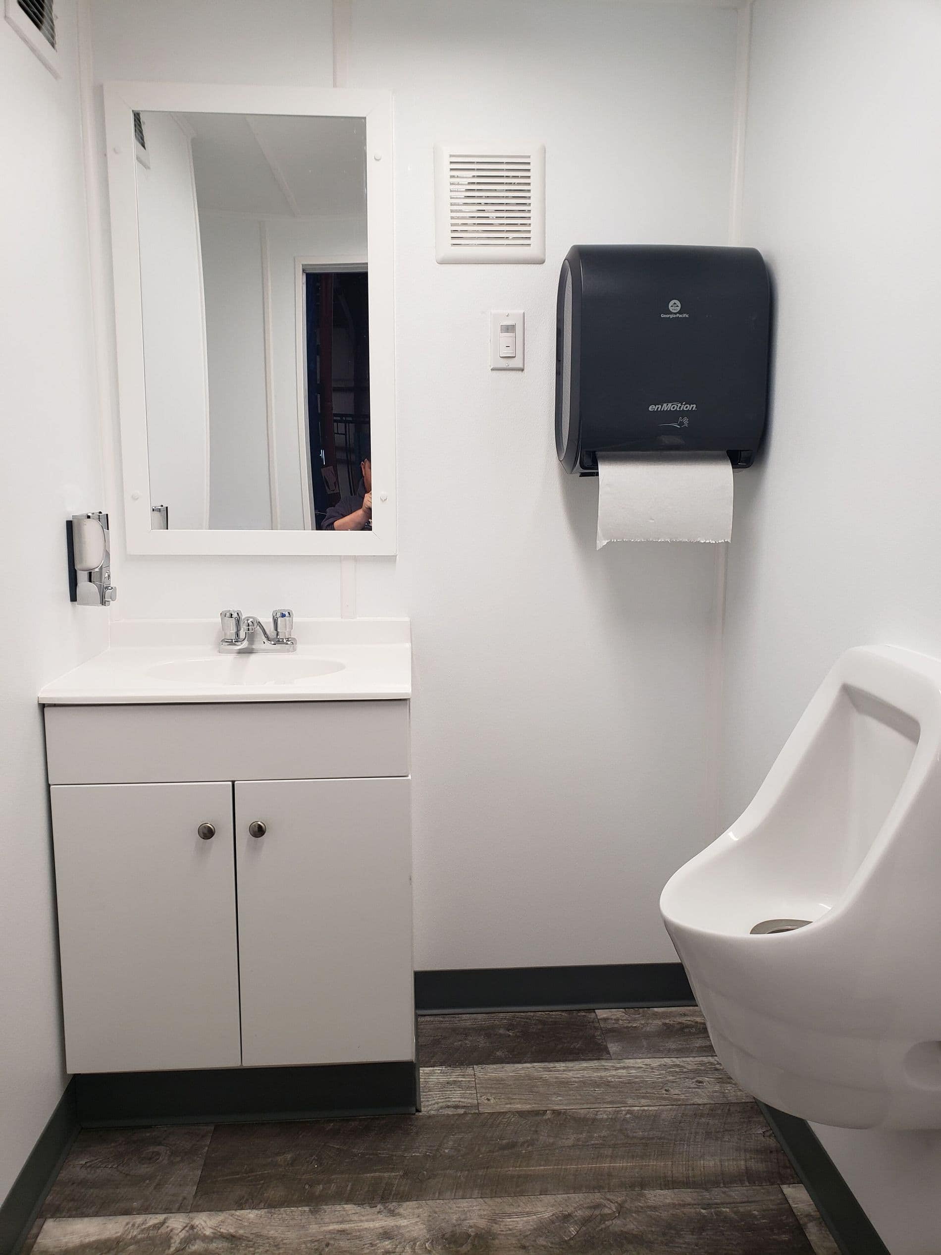 Portable Restroom Trailers For Sale - Montondo Trailer LLC