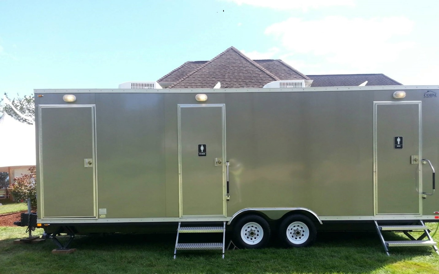 Where To Get Portable Restroom Trailers - Montondo Trailers
